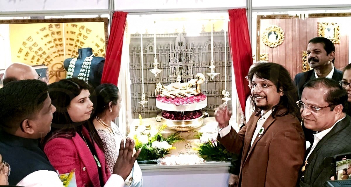 Shiv Narayan Jewellers Unveils a Majestic Masterpiece ‘Shri Ananth Padmanabhaswamy’ At IIJS 2023 ...