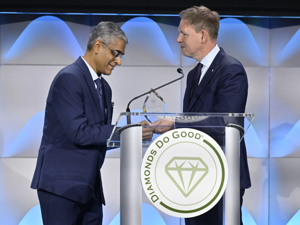 Tanishq Honoured with Diamonds Do Good Award for Exemplary Purpose ...